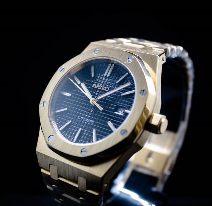 Seiko Royal OAK Yellow Gold MOD 385 USD - Free Delivery